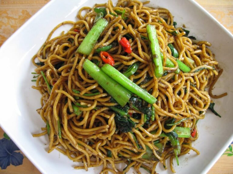 Resep Mie Kuning Goreng Jawa: Cita Rasa Kuliner yang Menggugah Selera ...